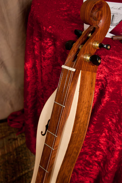 Roosebeck Mountain Dulcimer 4-String Cutaway Upper Bout F-Holes Scroll ...